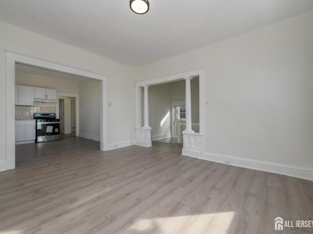 377 Delavan Street 2