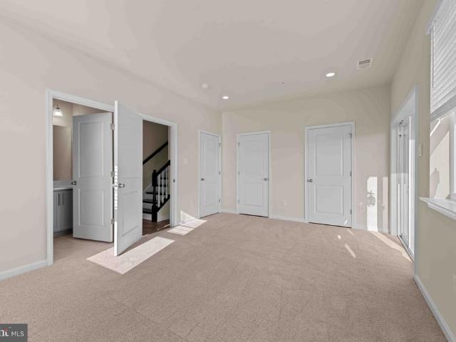 377 Ensemble Way