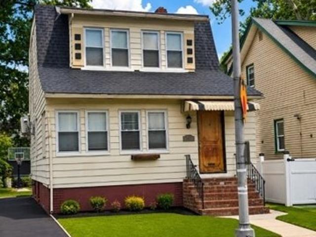 377 Halsted St, East Orange, NJ 07018