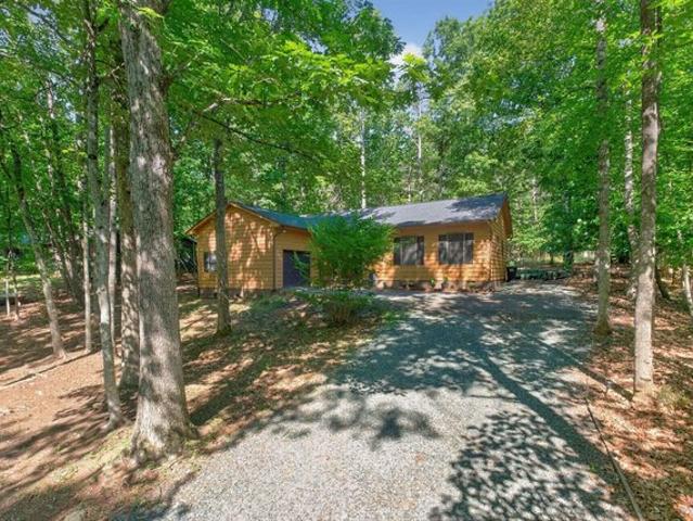377 Jefferson Dr, Palmyra, VA 22963