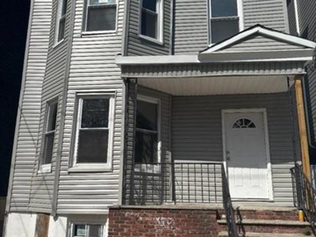 377 Littleton Ave, Newark, NJ 07103