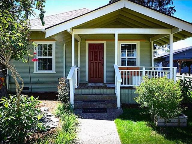 377 N Dean St, Coquille, OR 97423
