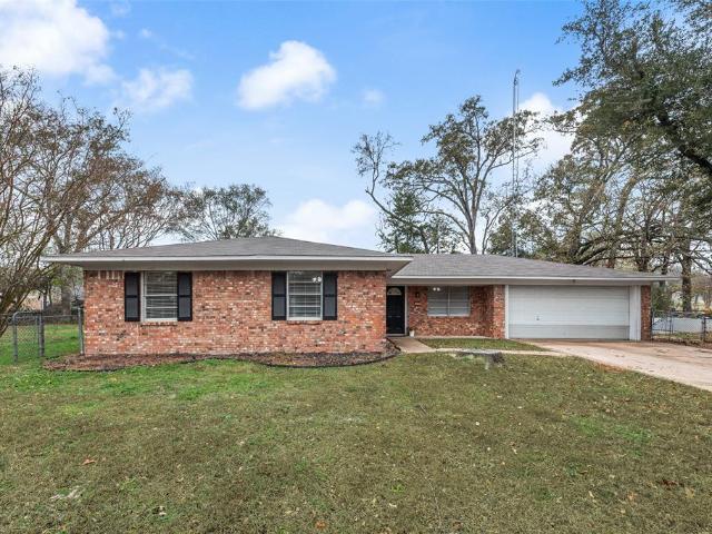 377 Nichols Dr, Canton, TX 75103 | MLS #21125