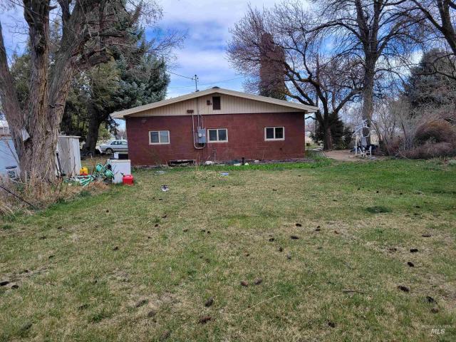 377 S Davis Rd