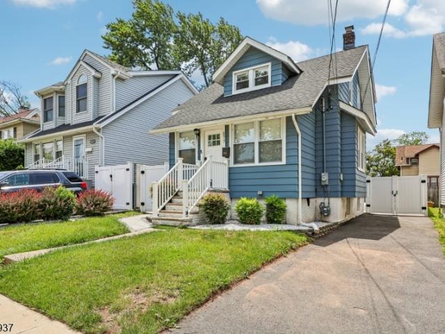 377 Parker Ave