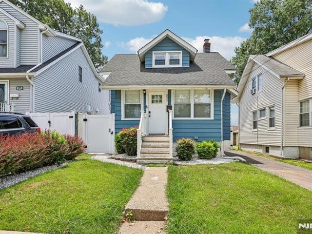 377 Parker Ave, Hackensack, NJ 07601