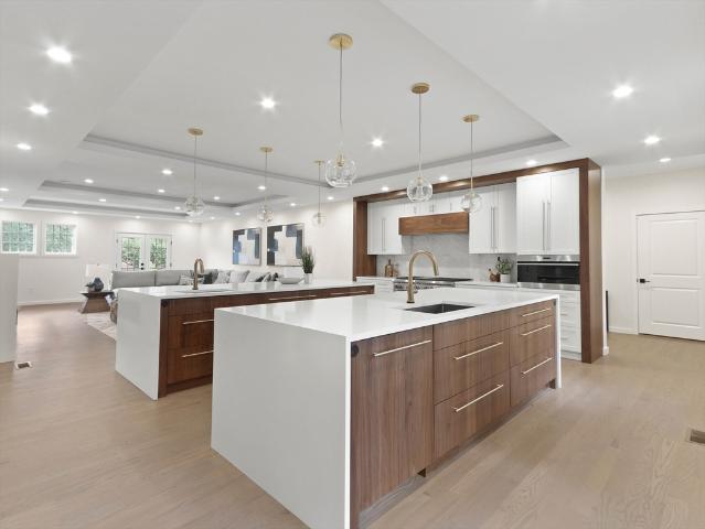 377 Walnut St, Newton, MA 02460 | MLS #73499 | Compass