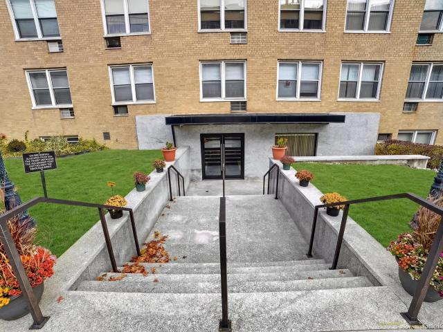 377 Westchester Avenue 1N