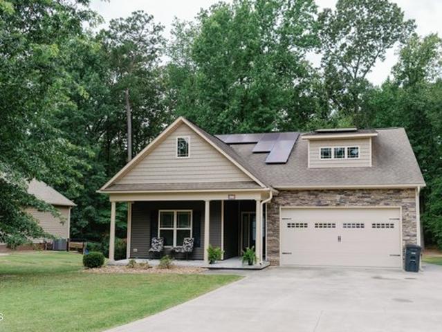 377 Victoria Dr, Chocowinity, NC 27817