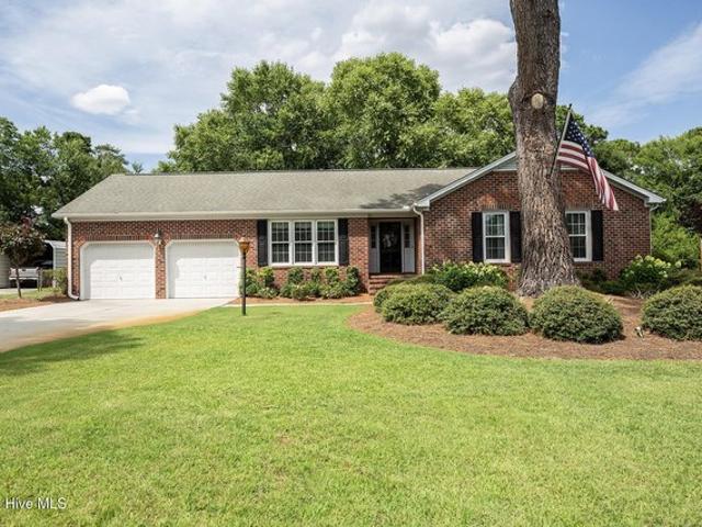 377R L Honeycutt Dr, Wilmington, NC 28412