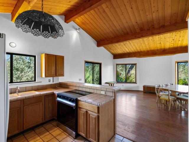 37840 Poppy Tree Lane