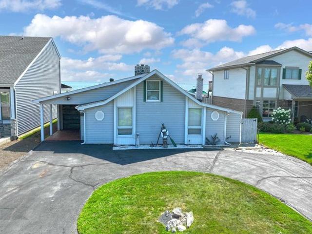 37854 Lakeshore Dr, Harrison Township, MI 48045