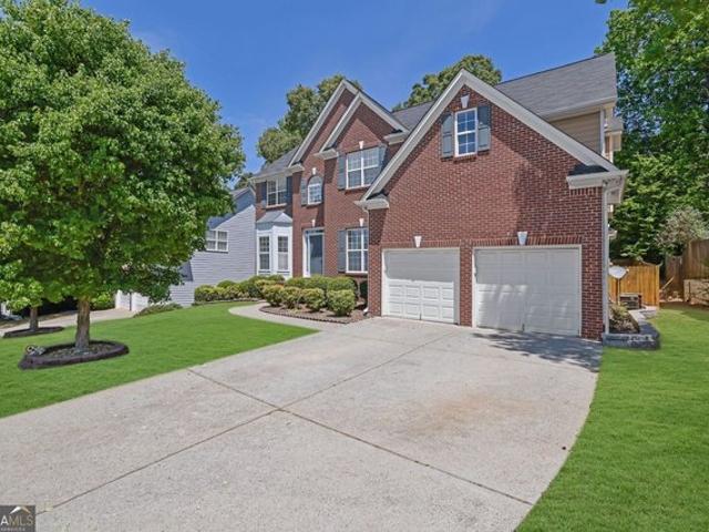 3785 Roxwood Park Dr, Buford, GA 30518