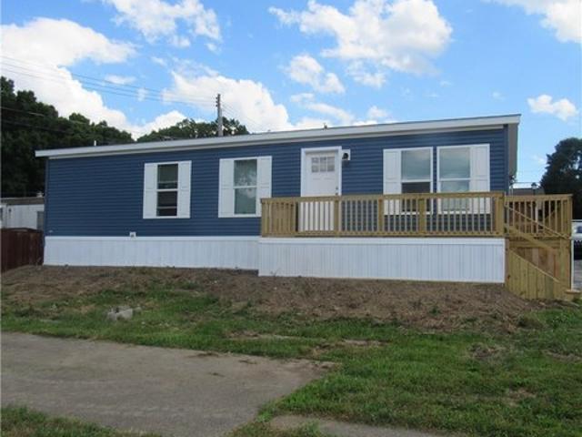 3785 S Main St, Green, OH 44319