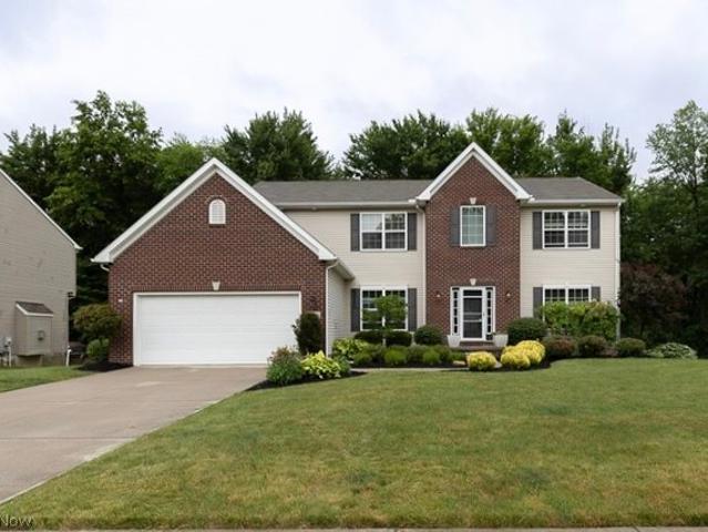 37860 Avalon Dr, North Ridgeville, OH 44039