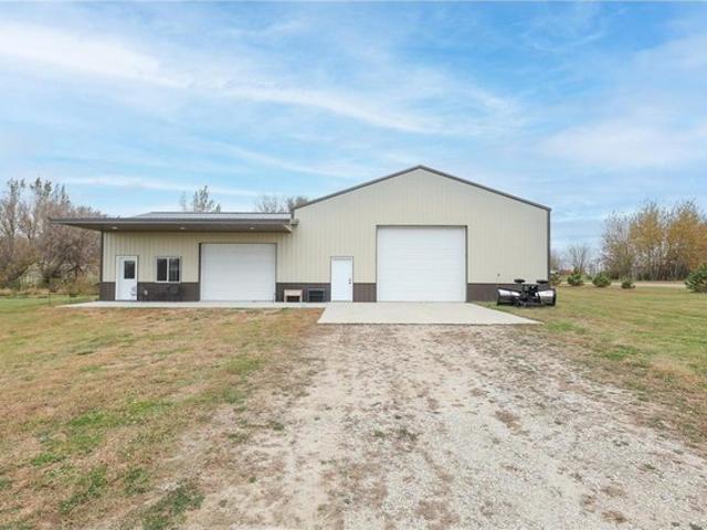 3786 Airway Ln NE, Alexandria, MN 56308