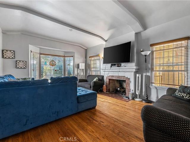 3786 Dublin Ave, Los Angeles, CA 90018 | MLS #SR26067
