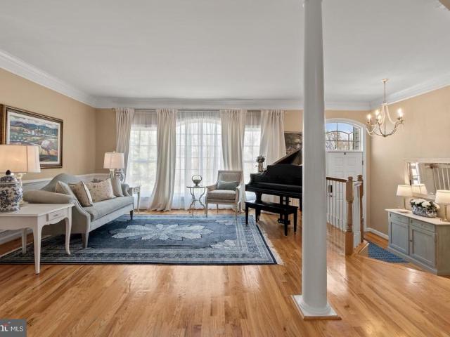 3786 Elmwood Towne Way