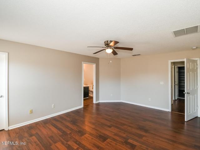3786 Lauren Oak Ln E, Jacksonville, FL 32221 | MLS #2128