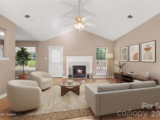 3786 Sedgewick Drive SW