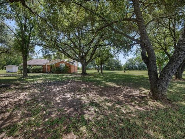 3788 E Highway 21, Dime Box, TX 77853