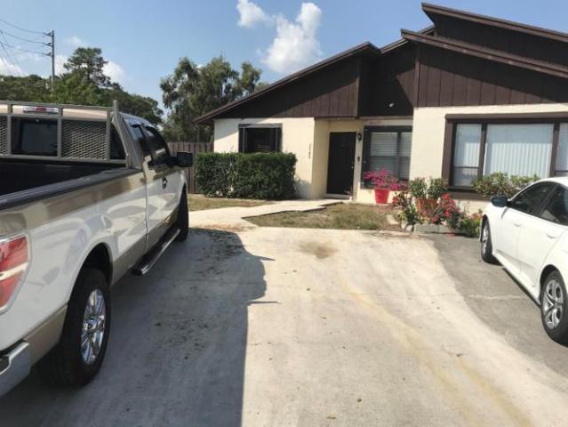 3789 Mil Stream Ct, Greenacres, FL 33463
