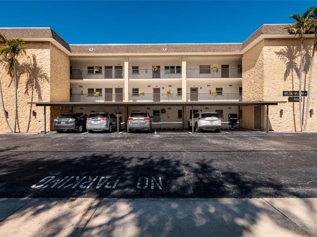 3789 46th Ave S, Unit 101, St. Petersburg, FL 33711 | MLS #TB8446 | Compass