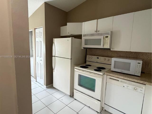 3780 N Jog Rd, Unit 205, West Palm Beach, FL 33411 | MLS #A11980