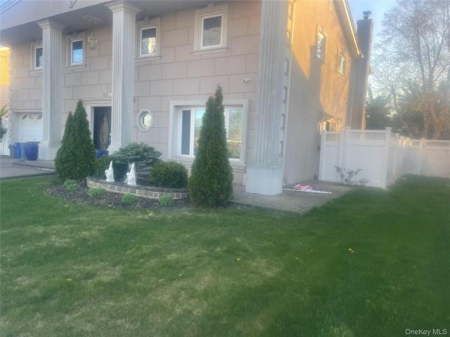 3780 Greentree Drive
