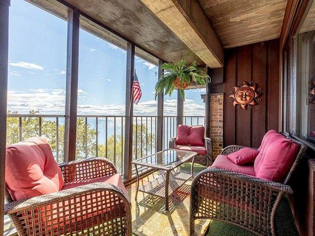3780 London Rd, Duluth, MN 55804