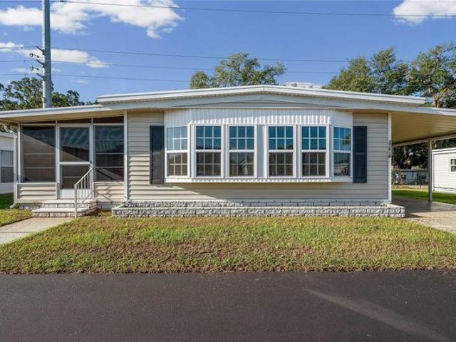 37818 Valencia Ave, Zephyrhills, FL 33541