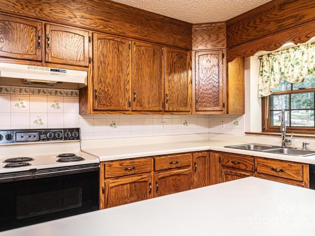 3781 Dover St, Claremont, NC 28610 | MLS #4280