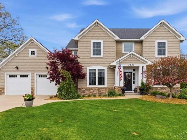 3781 E Susan Ln, Midland, MI 48642