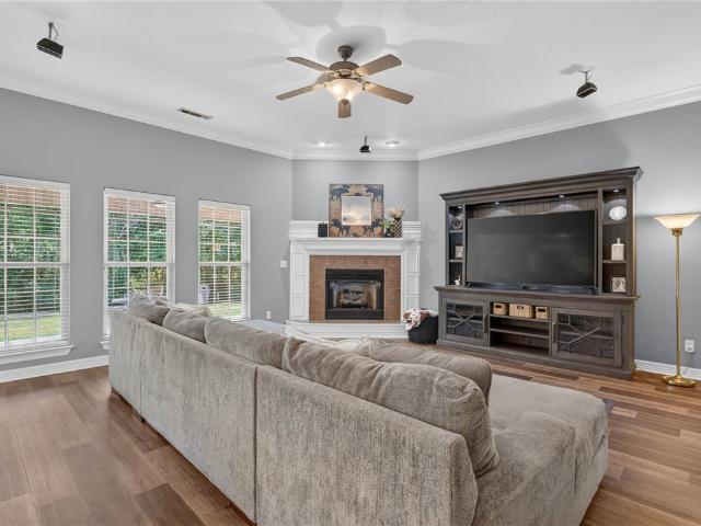 3782 Glenbrook Loop