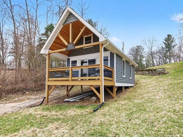 3783 Holiday Dr, Greenville, MI 48838