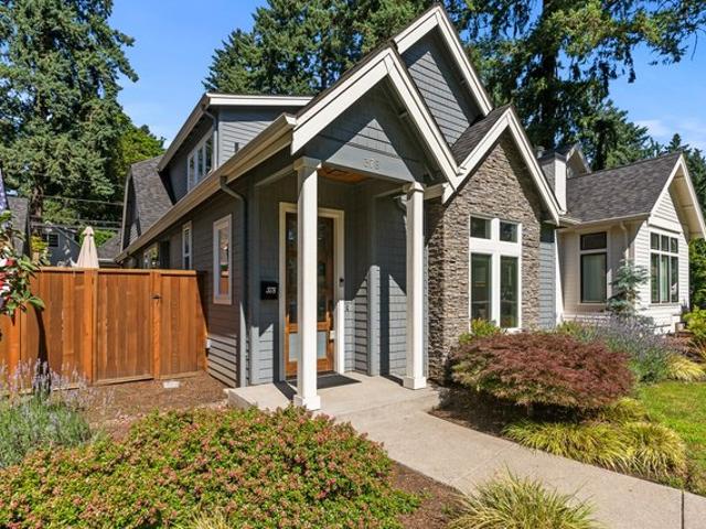378 9th St, Lake Oswego, OR 97034