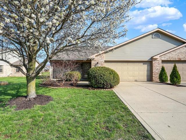 378 Camellia Ln, Bargersville, IN 46106