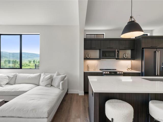 378 E Agate Avenue # 2B