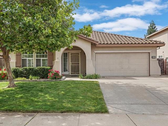 378 Eagle Dr, Ione, CA 95640