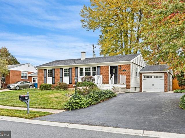 378 Hobart Dr, Newark, DE 19713