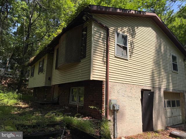 378 Oakbrook Drive