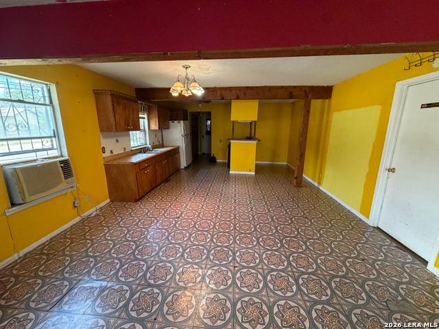 378 N San Ignacio