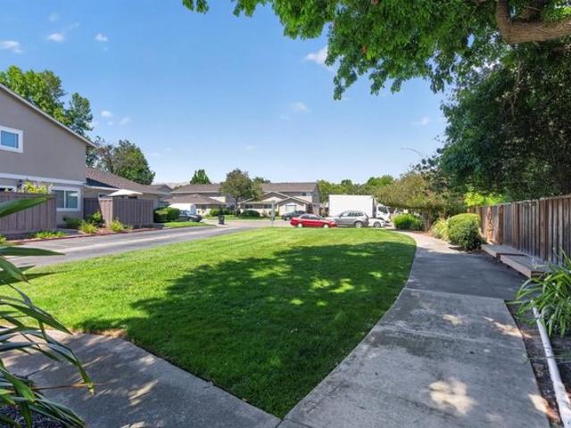 378 San Miguel Ct Apt 2, Milpitas, CA 95035