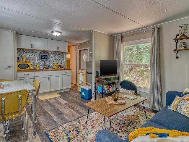 378 Shady Cliff Road