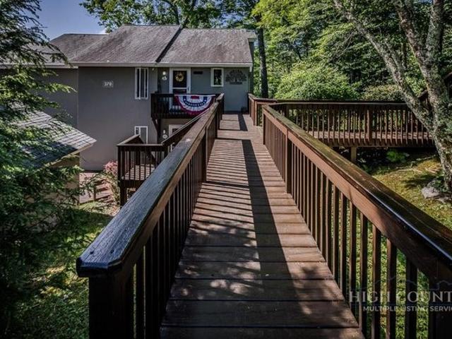 378 Skyleaf Dr Unit A1, Sugar Mountain, NC 28604