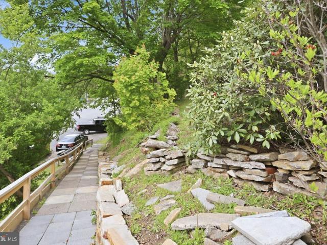 378 Spruce Street