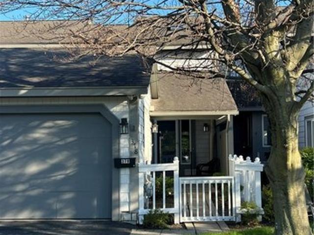 378 Summerhaven Dr N, East Syracuse, NY 13057