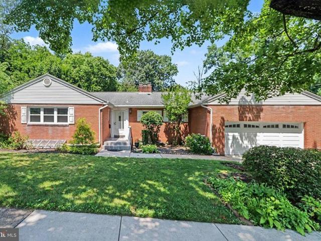 3794 Dawn Mar St, Harrisburg, PA 17111