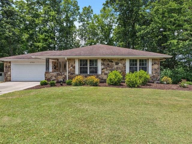 3795 N Collins Dr, Bloomington, IN 47404