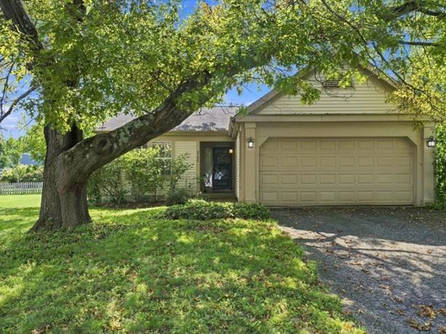 3795 Secretariat Ct, Columbus, OH 43221